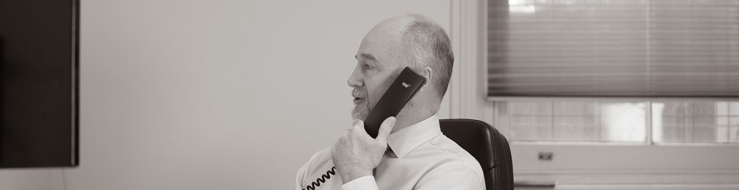 Contact - Dean Newbery